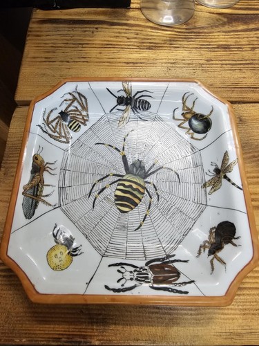 Exquisite Vintage Chinese Hand Painted Spiders / Bugs Ceramic Plate ...