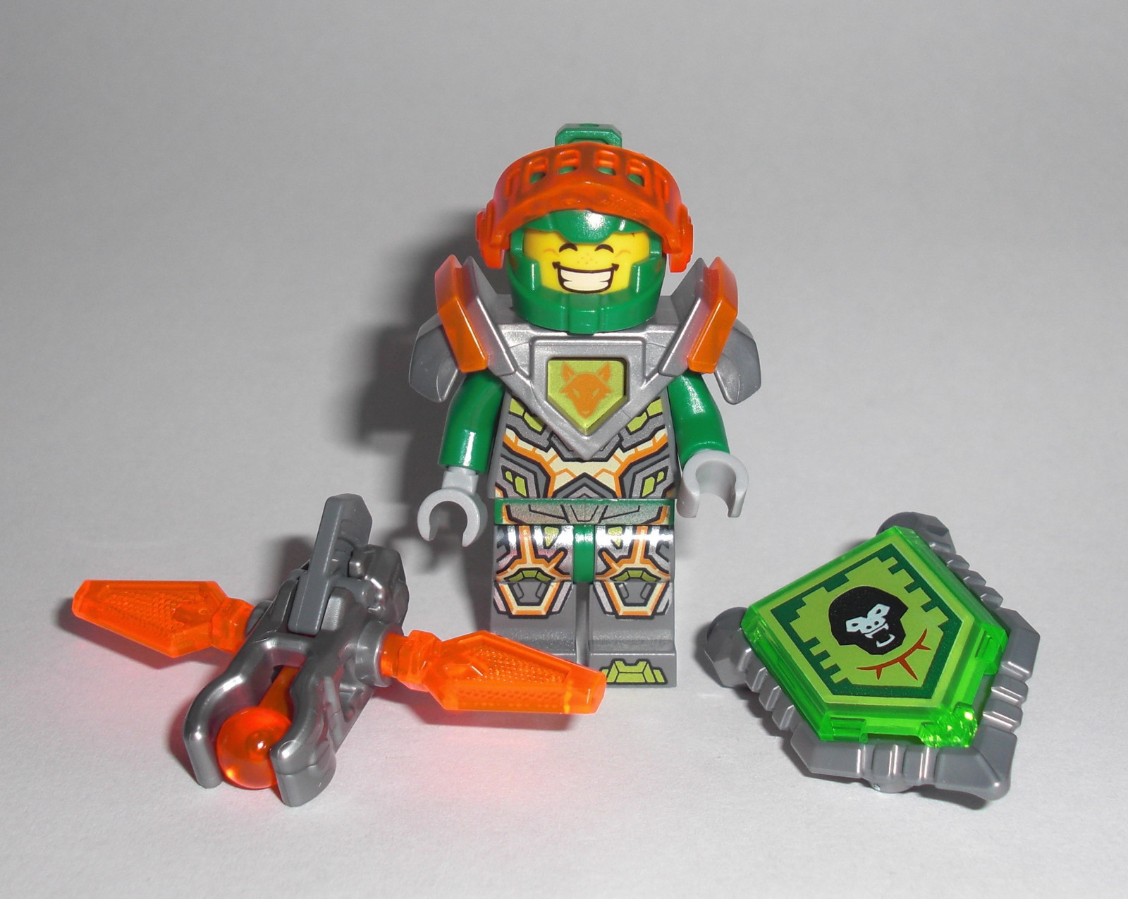 LEGO Nexo Knights - Aaron (70349) - Figur Minifig Ritter Ruina Aron ...