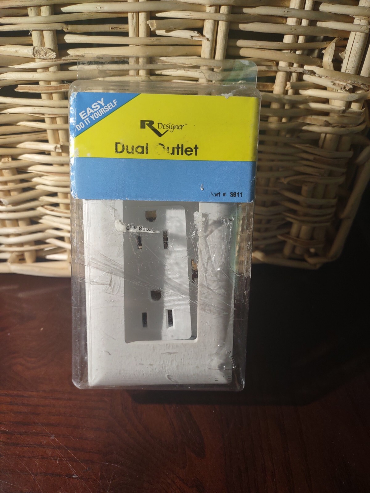 RV Designer S811 Self Contained Dual Outlet with Cover Plate White AC ...