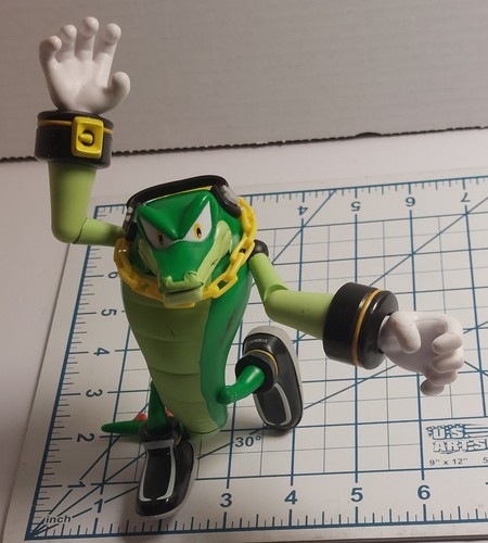 Sonic The Hedgehog 4 inch VECTOR Action Figure Jakks Alligator ...