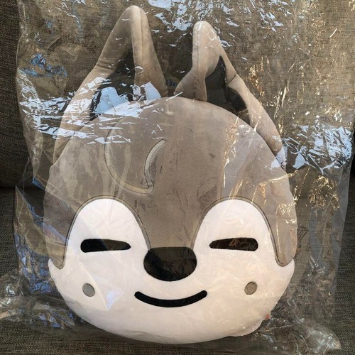 SKZOO Wolf Chan Plush Cushion Face Ver. + Hip Ver. Set of 2 Stray Kids ...