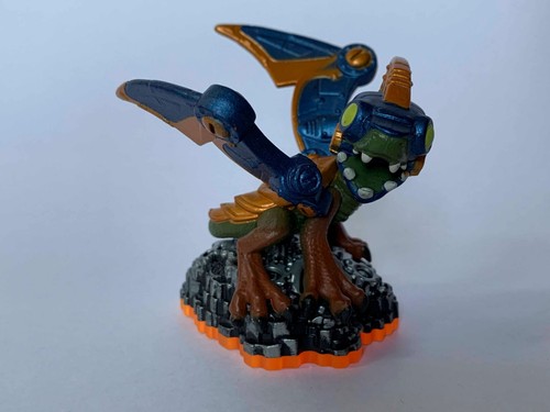 Skylanders GIANTS Character Figure: DROBOT LIGHTCORE, L3129A, with card ...