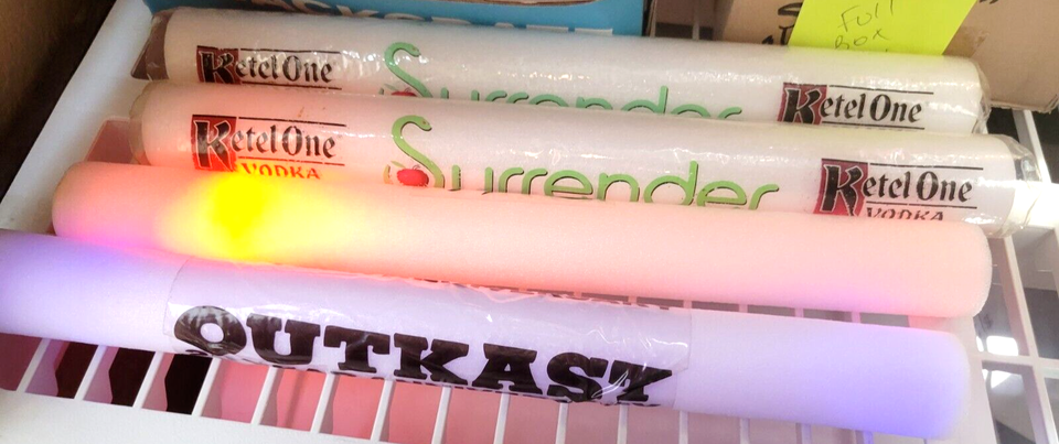 4 ADVERTISING LIGHT TUBES WANDS BATONS KETEL ONE VODKA TAO & OUTKAST ...