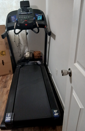New Horizon Fitness 7.0AT Studio Series Treadmill | eBay