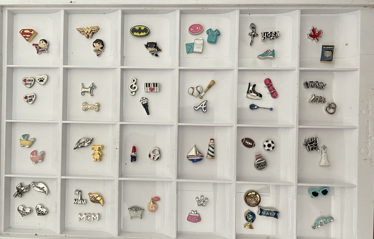 Origami Owl Lockets Display My Wedding Jewelry · Life's Little Charms