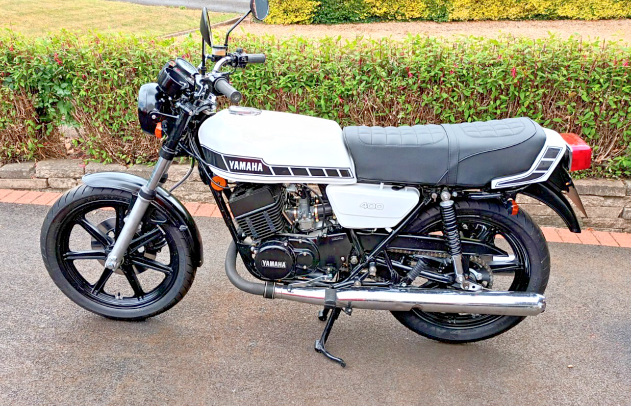 1981 Yamaha RD400F - Bike Years - 1980s