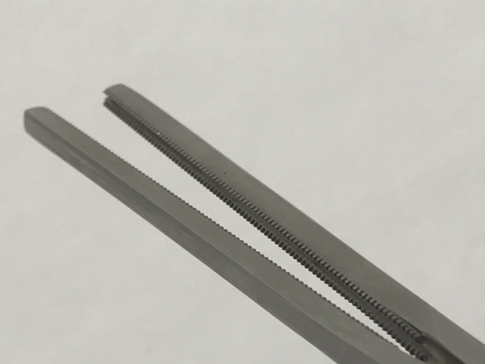 V Mueller SU 6100 Glassman Non-Crushing Gastrointestinal Clamp Straight ...