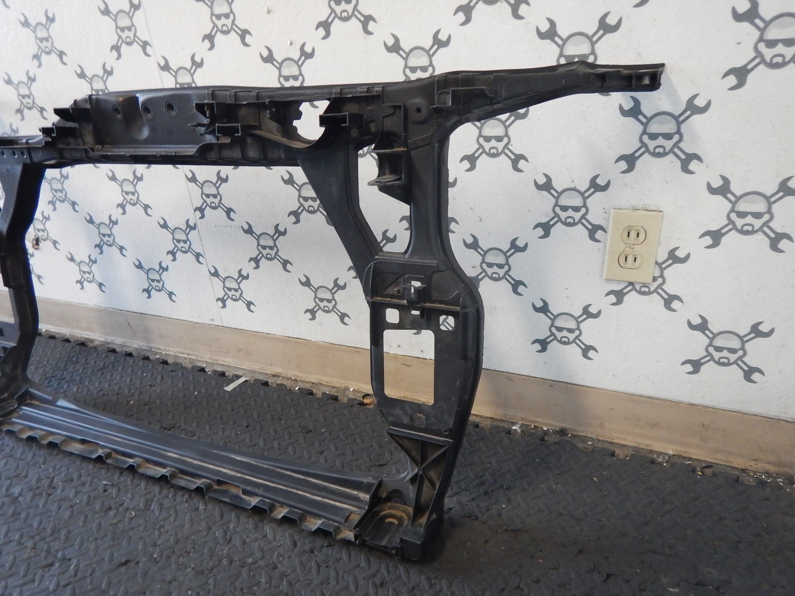 2013 2014 2015 2016 Audi Q5 Radiator Support OEM 8r0805594d for sale ...