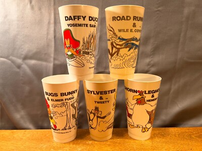Vintage 1979 Warner Brothers Looney Tunes Plastic Cups Set of 5 - Bugs ...