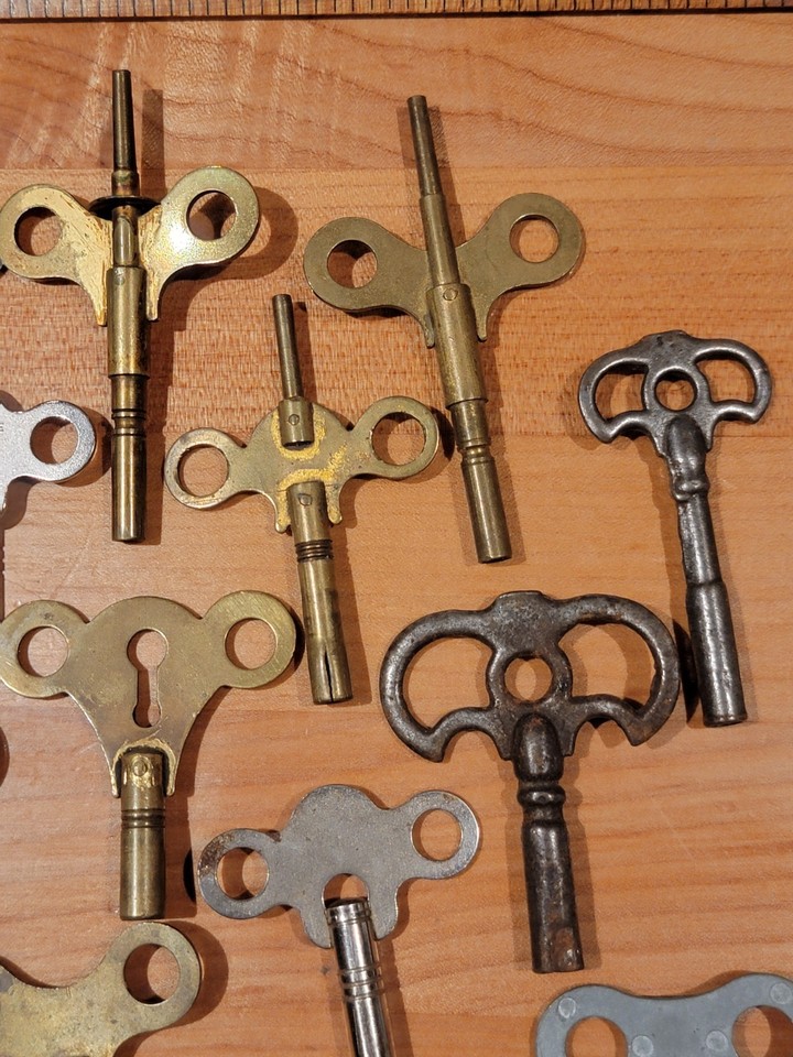 Antique Vintage Clock winding Keys lot of 40 mixed sizes | eBay