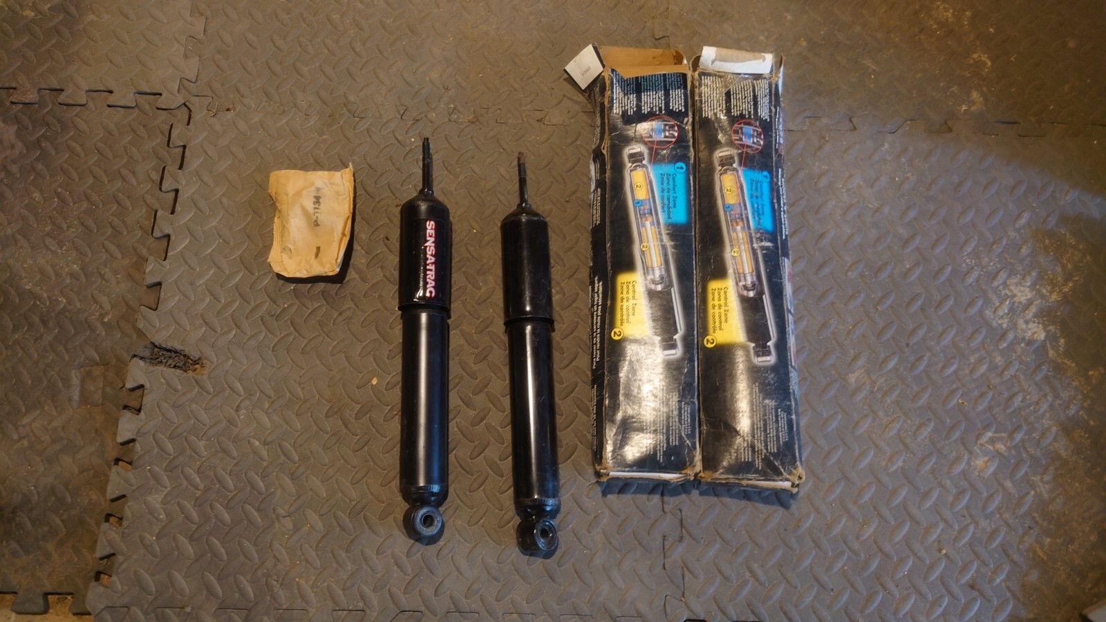 Set of 2 Monroe Sensa-Trac Light Truck Shock Absorber 37159 | eBay