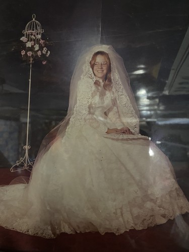 Vintage Antique Wedding Dress Ivory Size Small 7 Sleeves And Long Vail ...