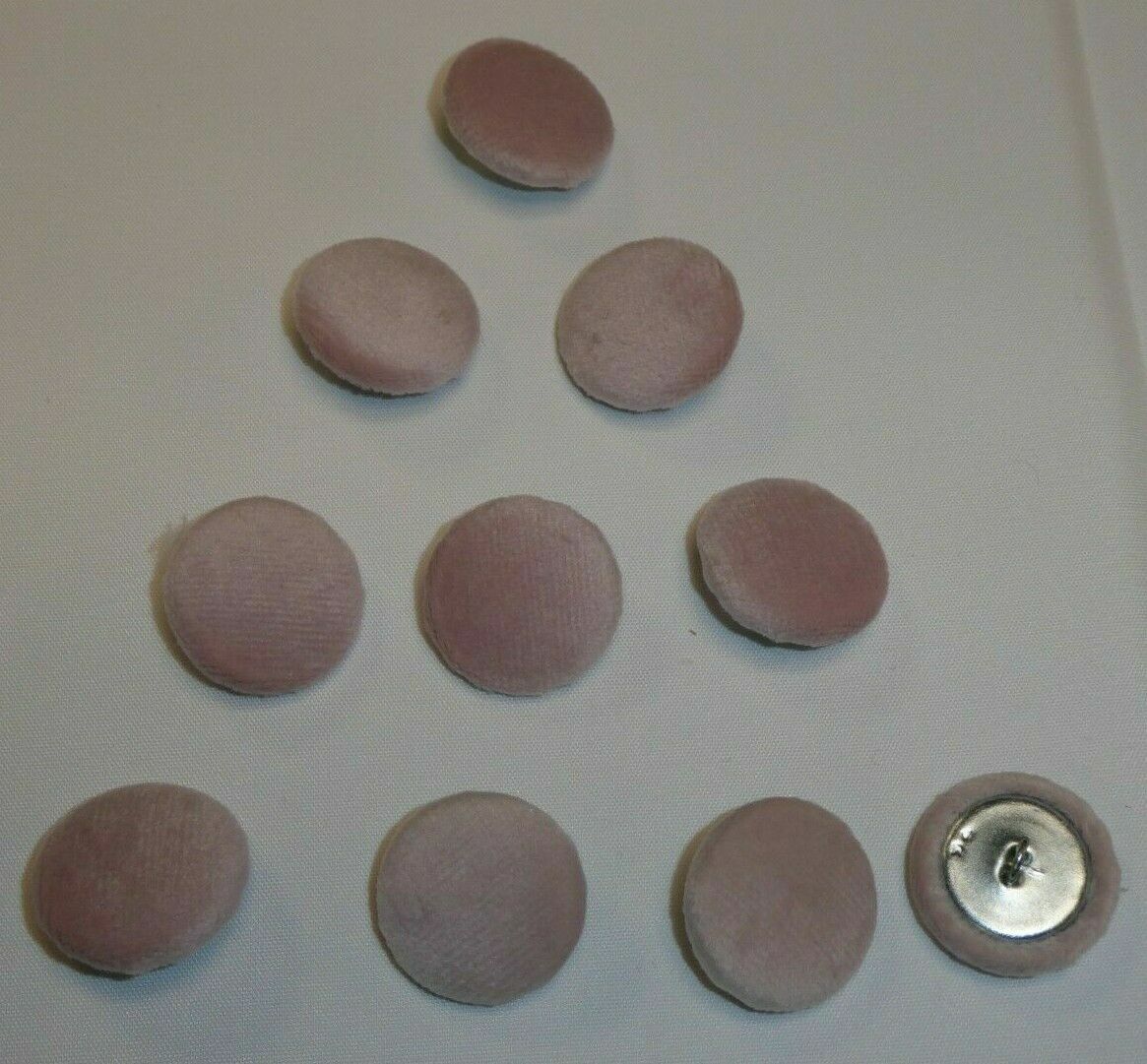 PLUSH VELVET COVERED UPHOLSTERY FURNISHING BUTTONS in 28 COLOURS - Size ...