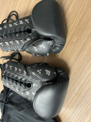 Fly Boxing Gear Set Gloves Helmet Wreath | eBay