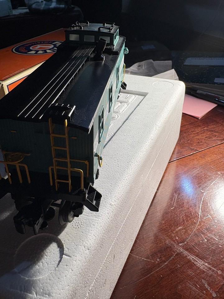 Lionel 6-17636 O Gauge New York Central Safety first die cast CB ...