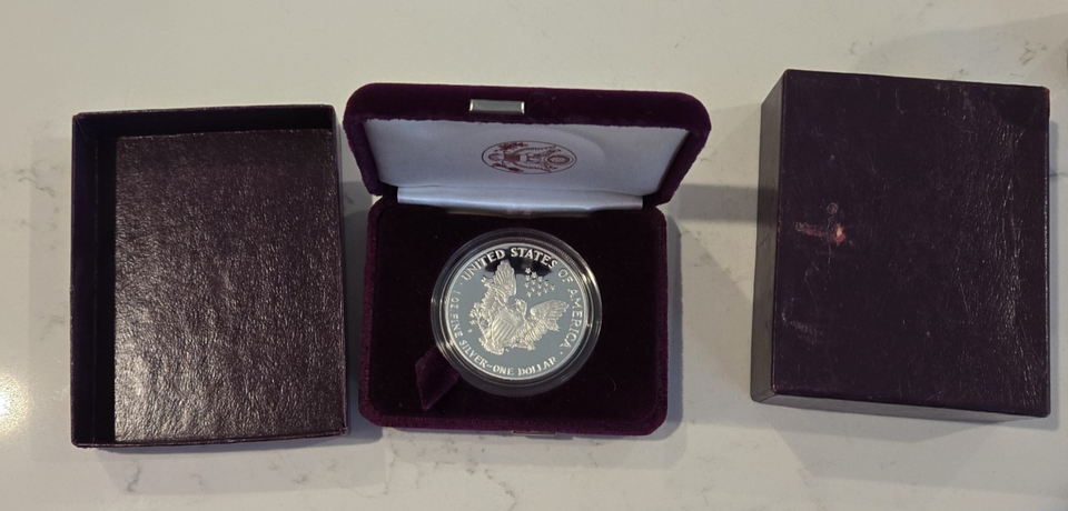 1986-S American Silver Eagle Proof Coin 1 Oz with box. Beautiful coin ...