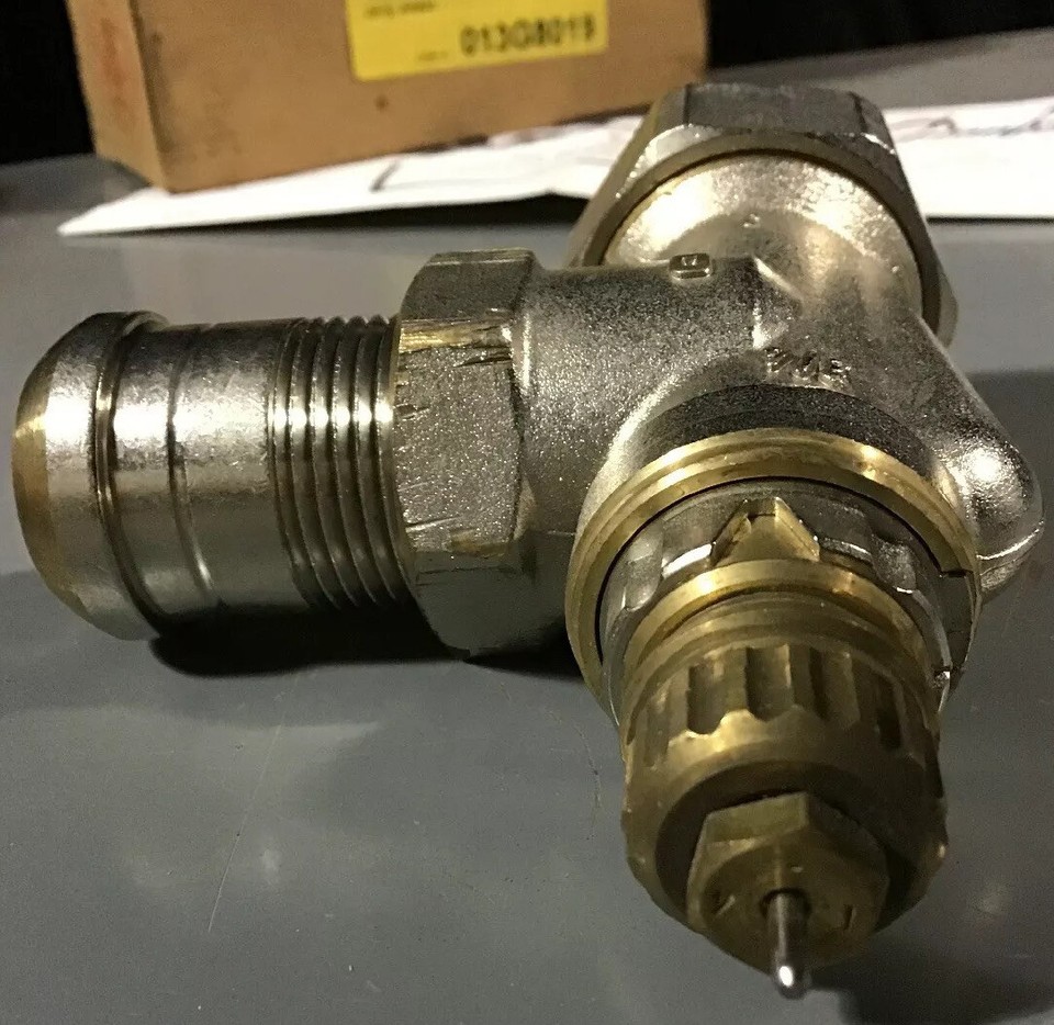 Danfoss RA 2000 Code #013G8019. 3/4” NPT ANGLE VALVE | eBay