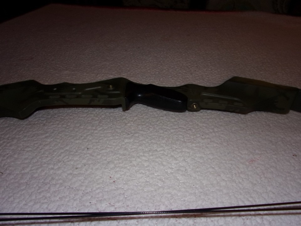 PSE Game Sport Pulsar Compound Bow | eBay