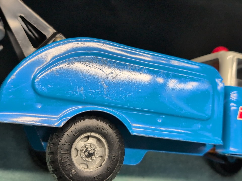 Vintage Buddy L Tow Truck Wrecker Flat Tire Model Super Nice Front ...