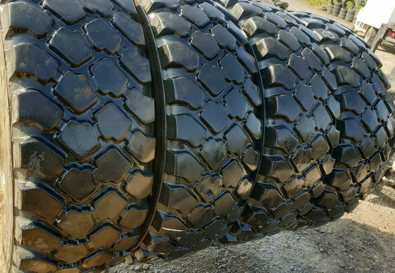 365/ 85R20_(13.00R20)_Michelin_XZL_164G_TL_Restprofil | eBay