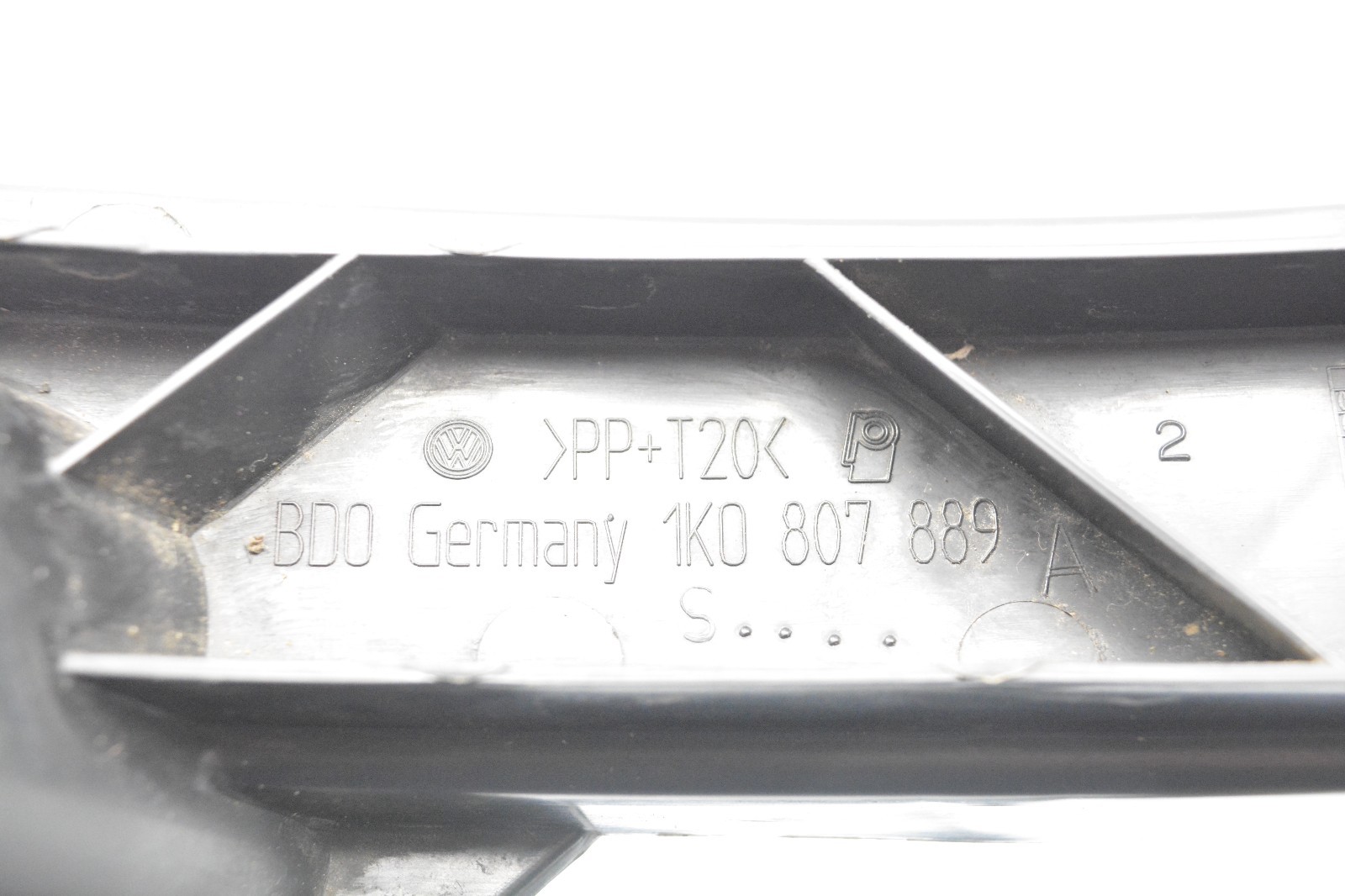 VOLKSWAGEN GOLF MK5 2003 2009 FRONT BUMPER LEFT SIDE MOUNTING BRACKET ...