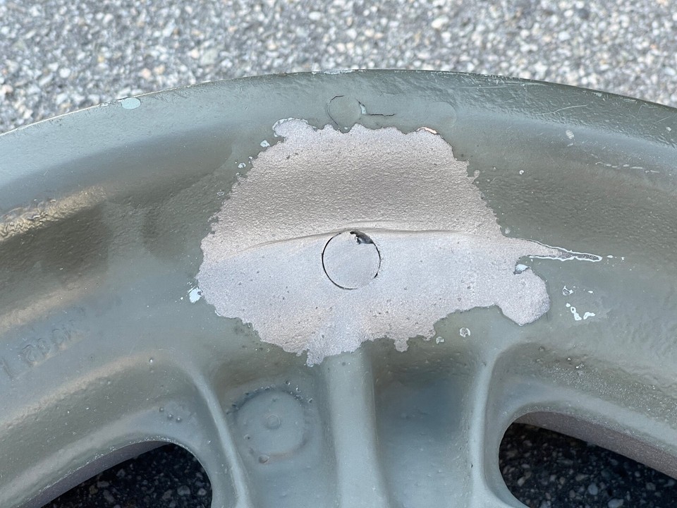 Halibrand Magnesium 15x4 1/2 Single Wheel 5 on 4 1/2 Bolt Pattern Mopar ...