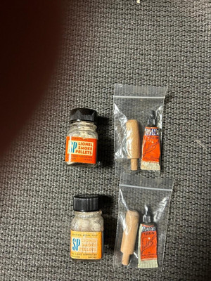 Lionel SP PELLETS/LUB TUBE AND WOODEN SMOKE PLUNGER (2) AVAILABLE | eBay