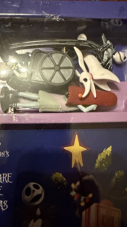 Nightmare Before Christmas Tattle Tales 4 figures + story book | eBay UK