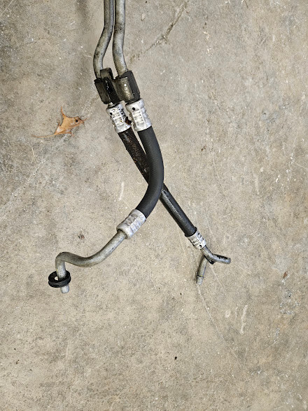 2006-2009 Satrun Sky -Pontiac Solstice Automitac Trans Cooling Lines GM ...