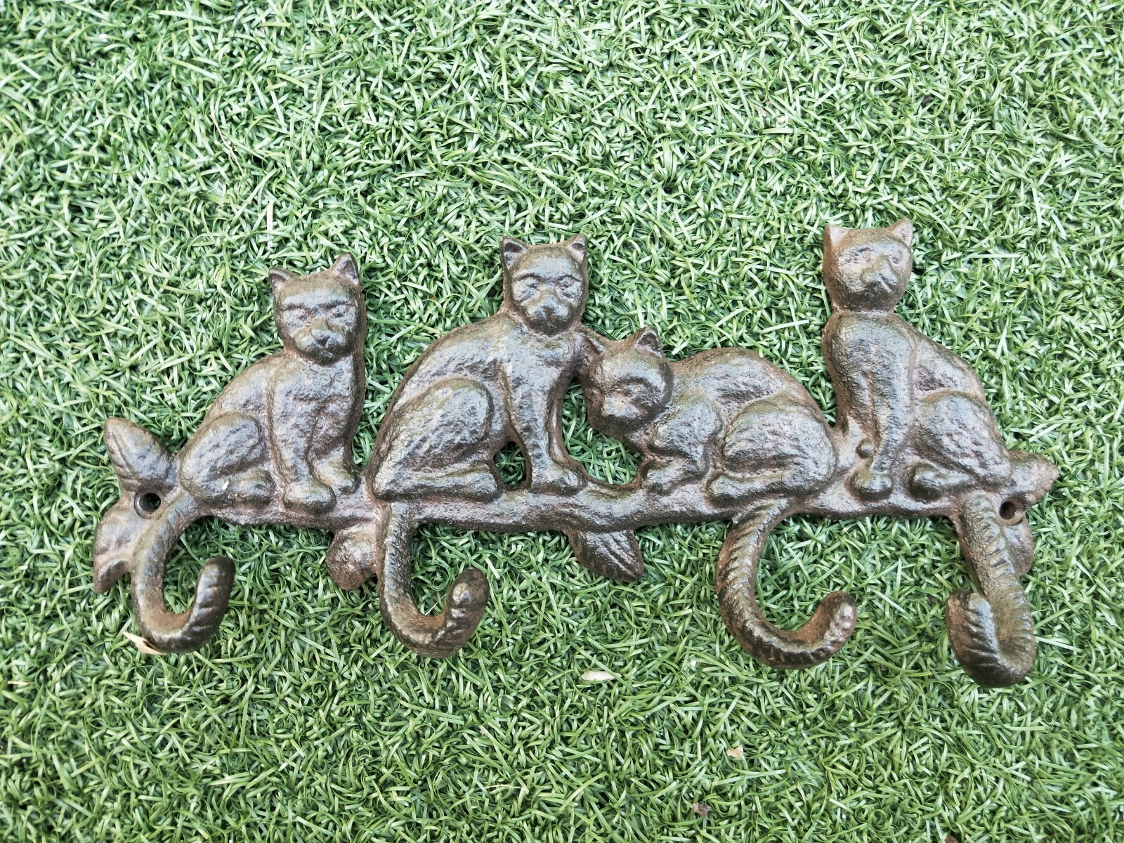 Set of 2 Cast Iron Cats Hooks Rusty Hanger Home Decor Garden Key Coat ...