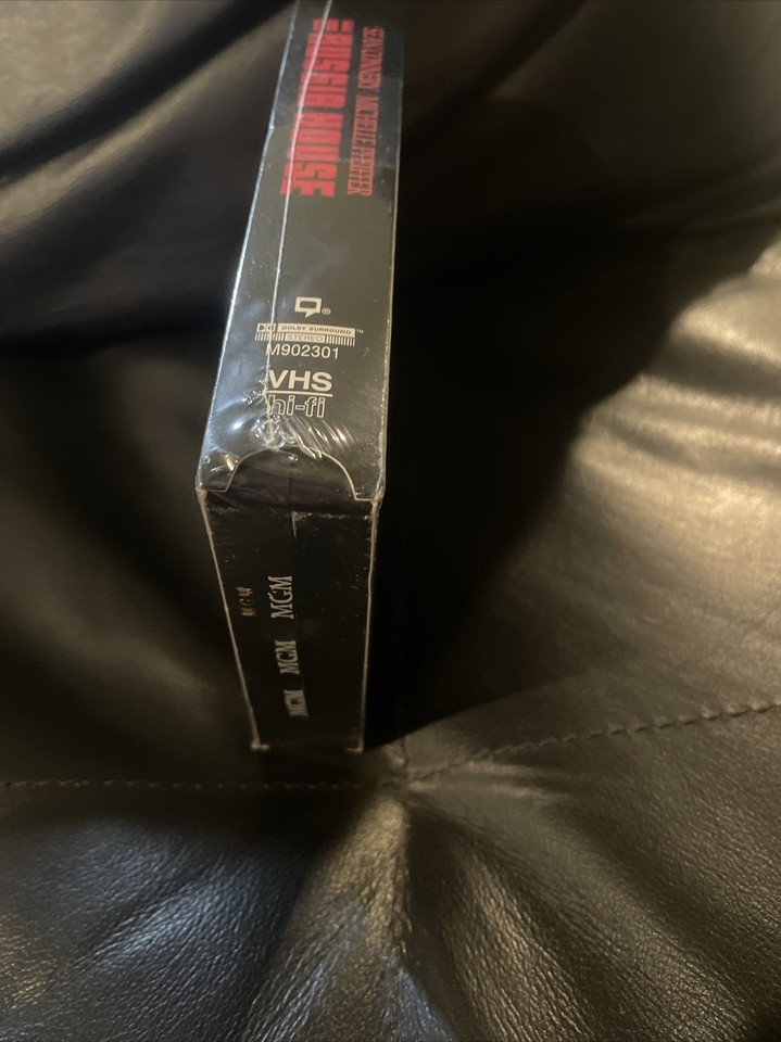 The Russia House (VHS, 1991, Sean Connery, Michelle Pfeiffer New Sealed ...