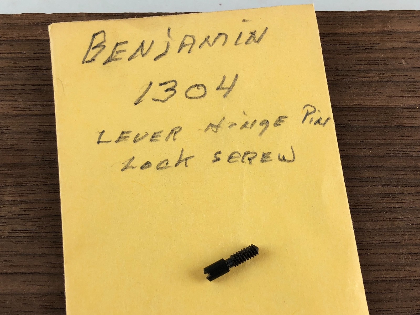 Benjamin BB Air Gun original LEVER HINGE PIN LOCK SCREW part # 1304 ...