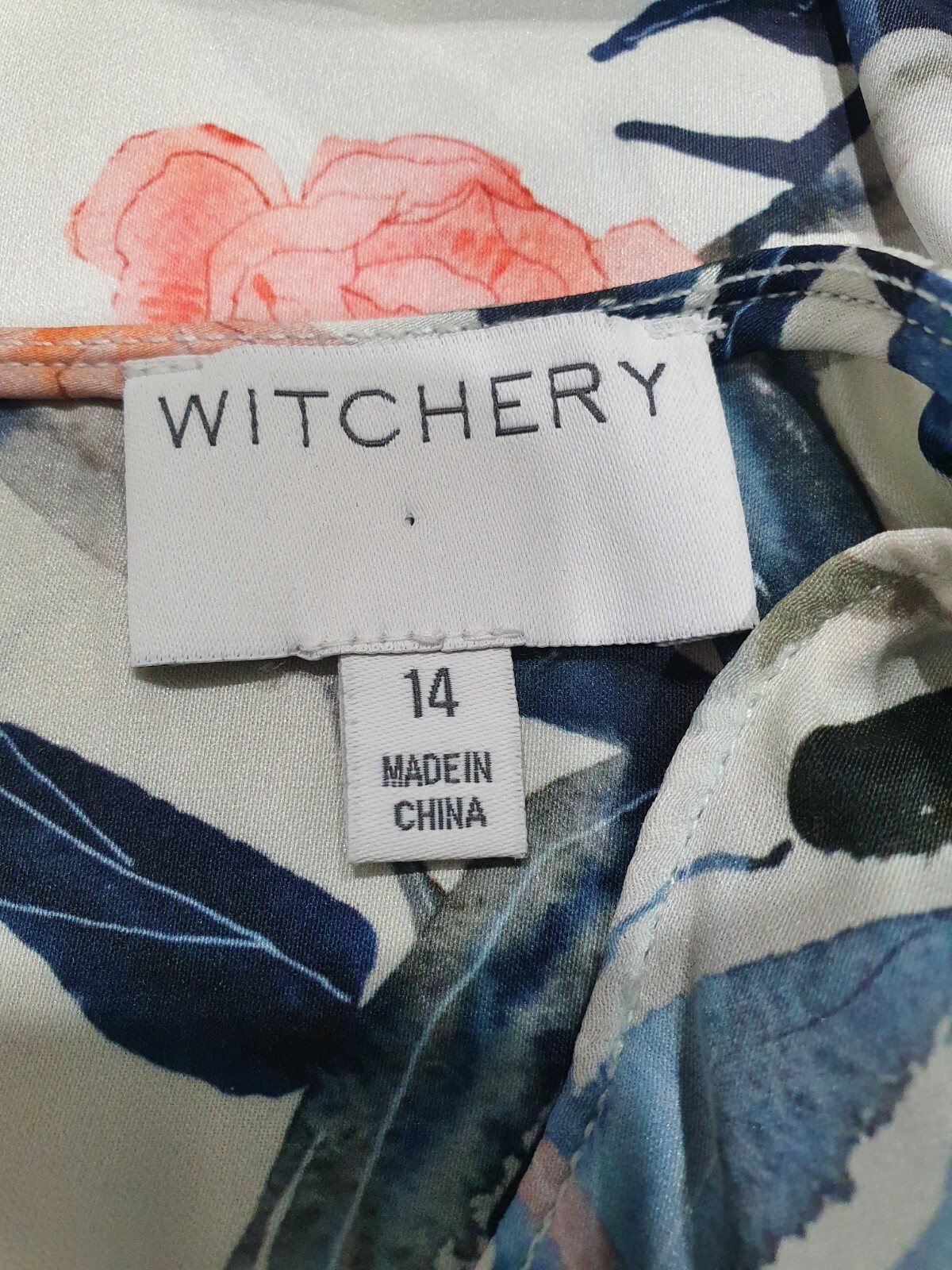 Witchery multicoloured floral v neck long sleeved women's top Size 14 ...