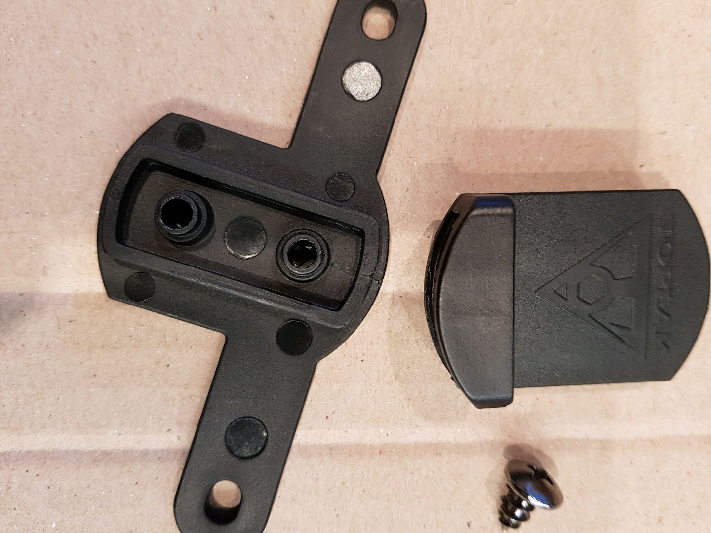 Topeak rear carrier LED Light FIT adaptor Universal Bike Cycle Bracket ...