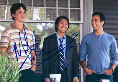 Miles Teller &Justin Chon signed 21 & Over 8x10 photo In Person.Top Gun ...