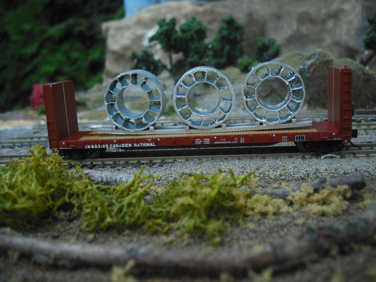 N Scale Load for 52 ft Bulkhead Flat Car | eBay