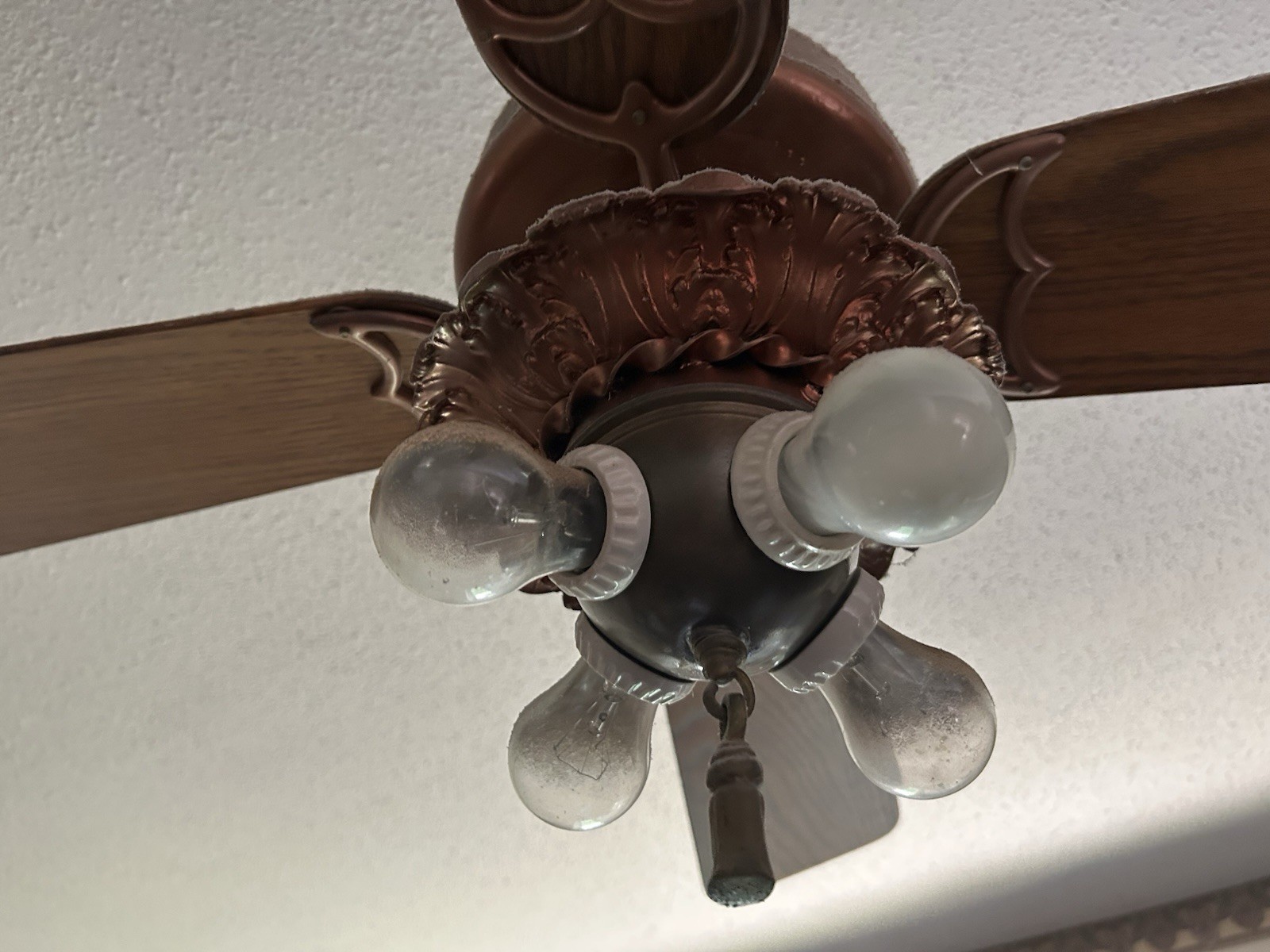 ANTIQUE HUNTER CEILING FAN MODEL NUMBER 1032 | eBay