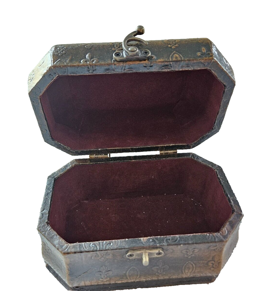 Vintage Wood Jewelry Box Treasure Chest Letter Box Trinket Storage Box ...