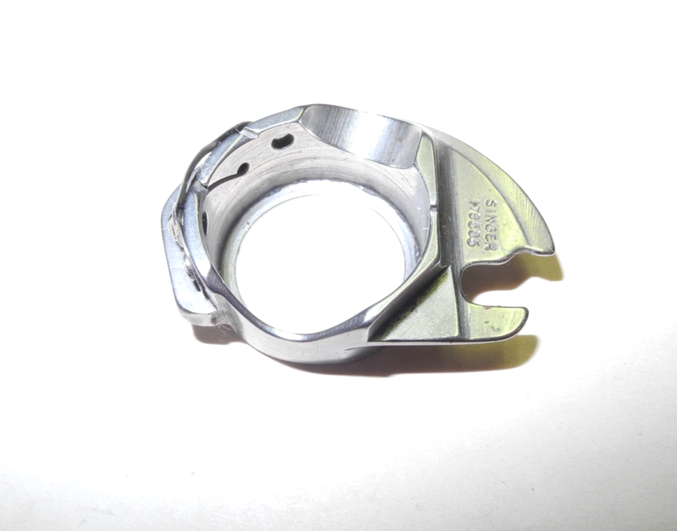 VINTAGE SINGER SEWING MACHINE #179589 BOBBIN CASE & BOBBIN FOR 328 329 ...