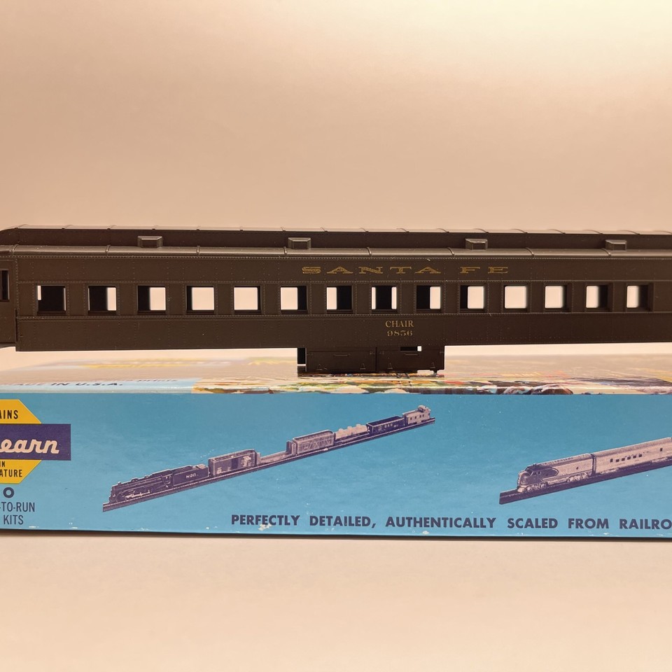 HO Scale Athearn #1856 Std Coach Chair with Clerestory Roof Kit - Santa Fe #9856 | eBay