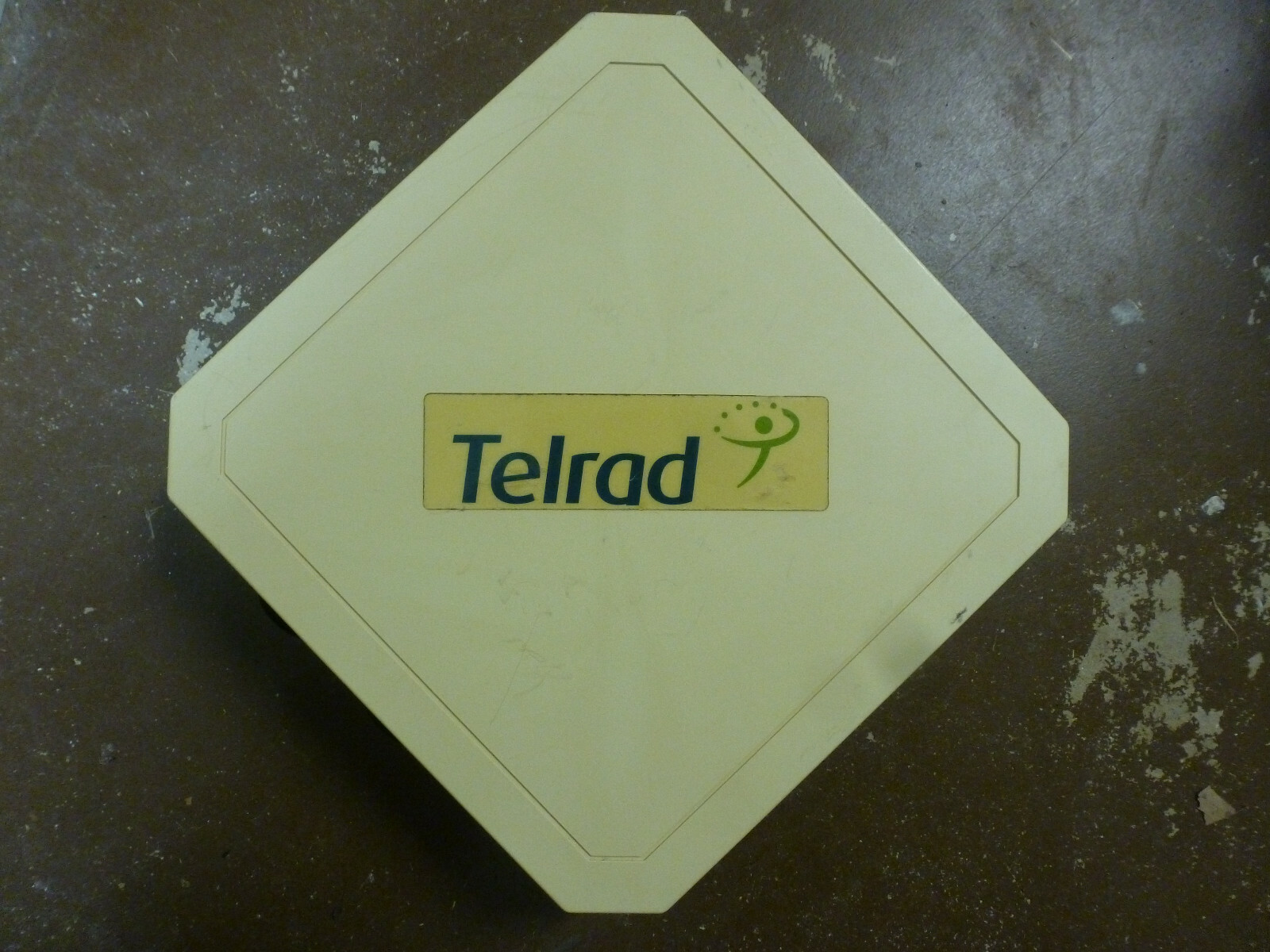 Telrad CPE7000 - LTE -Mod:WLTCS-106 - Product:DM-CPE7000-PRO-1D-2V-3.x ...