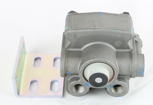 065145 BENDIX BP-R1 BOBTAIL AIR BRAKE RELAY VALVE VOLVO 65145 for sale ...