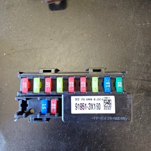 SD+* 2015-17 Hyundai Elantra GT Fusebox fuse box relay module 91951 ...