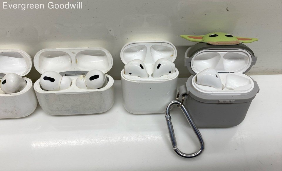 Mixed Lot of Apple AirPods & Earpod Headphones | eBay