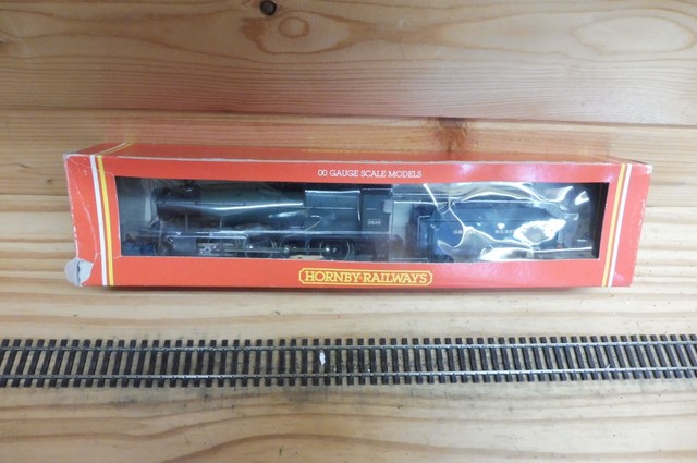 Hornby 00 R532 GWR 2800 Class 2-8-0 Locomotive 2859 for sale online | eBay