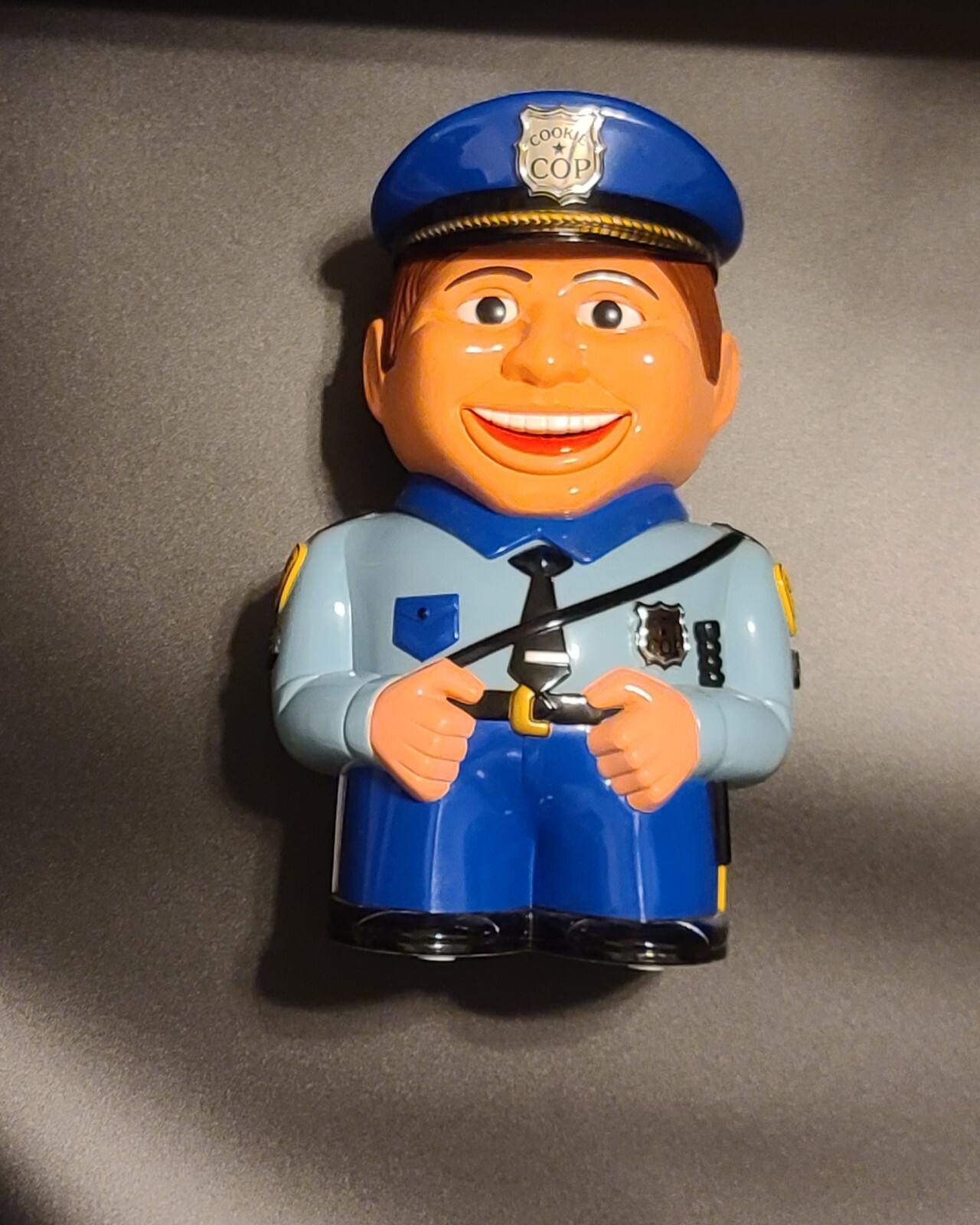 The Original COOKIE COP Talking Cookie Jar POLICE MAN Fun-Damental 2001 ...