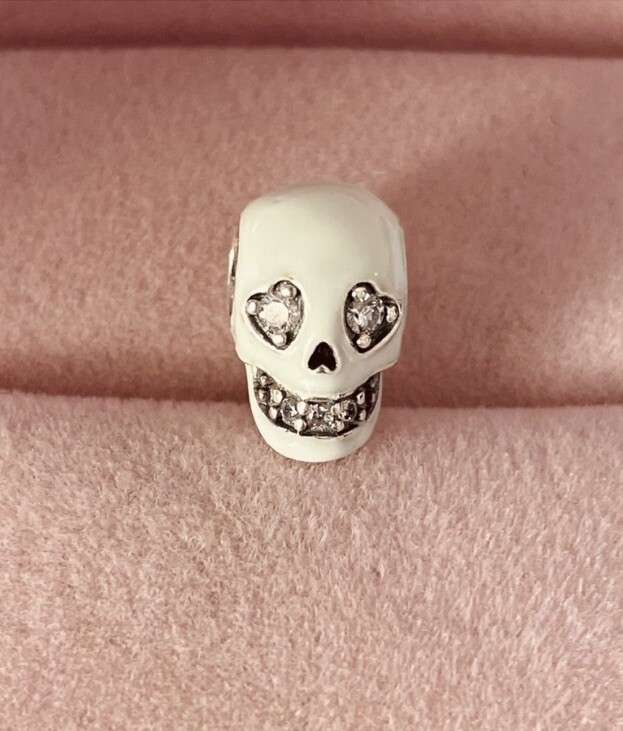 Authentic Pandora #792811C01 Glow in The Dark Sparkling Skull Charm | eBay