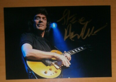 AUTOGRAPH Steve Hackett hand Signed ROCK LEGEND FOTO legendary Genesis ...