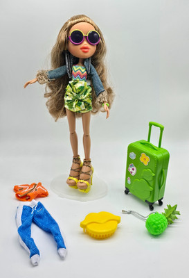 BRATZ Study Abroad Yasmin Rio Brazil Doll w 2 Full Outfits Suitcase ...