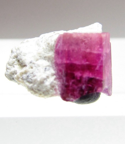 TREASURED LOVELY RED BERYL BIXBITE CRYSTAL!!! RUBY VIOLET CLAIMS UTAH ...